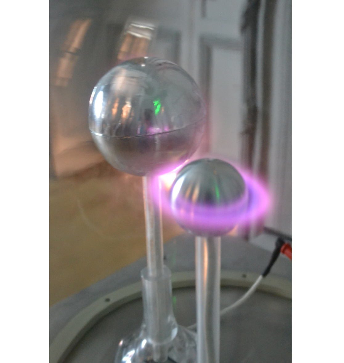 Planeterrella, simulateur d'aurore polaire | Centre sciences